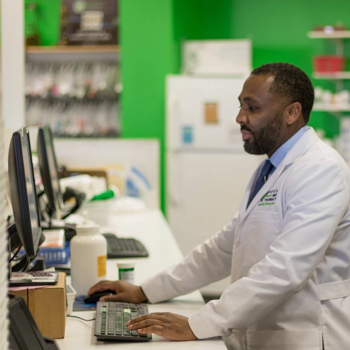 Auto Canisters Transform the Staff Experience at Poole’s Pharmacy